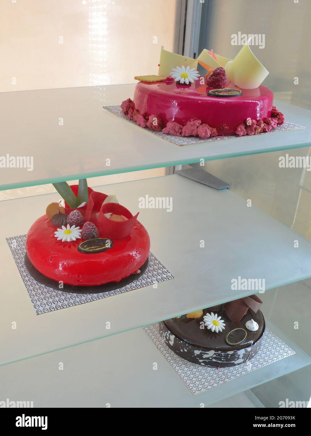 Different Types Cakes In Pastry High Resolution Stock Photography and ...
