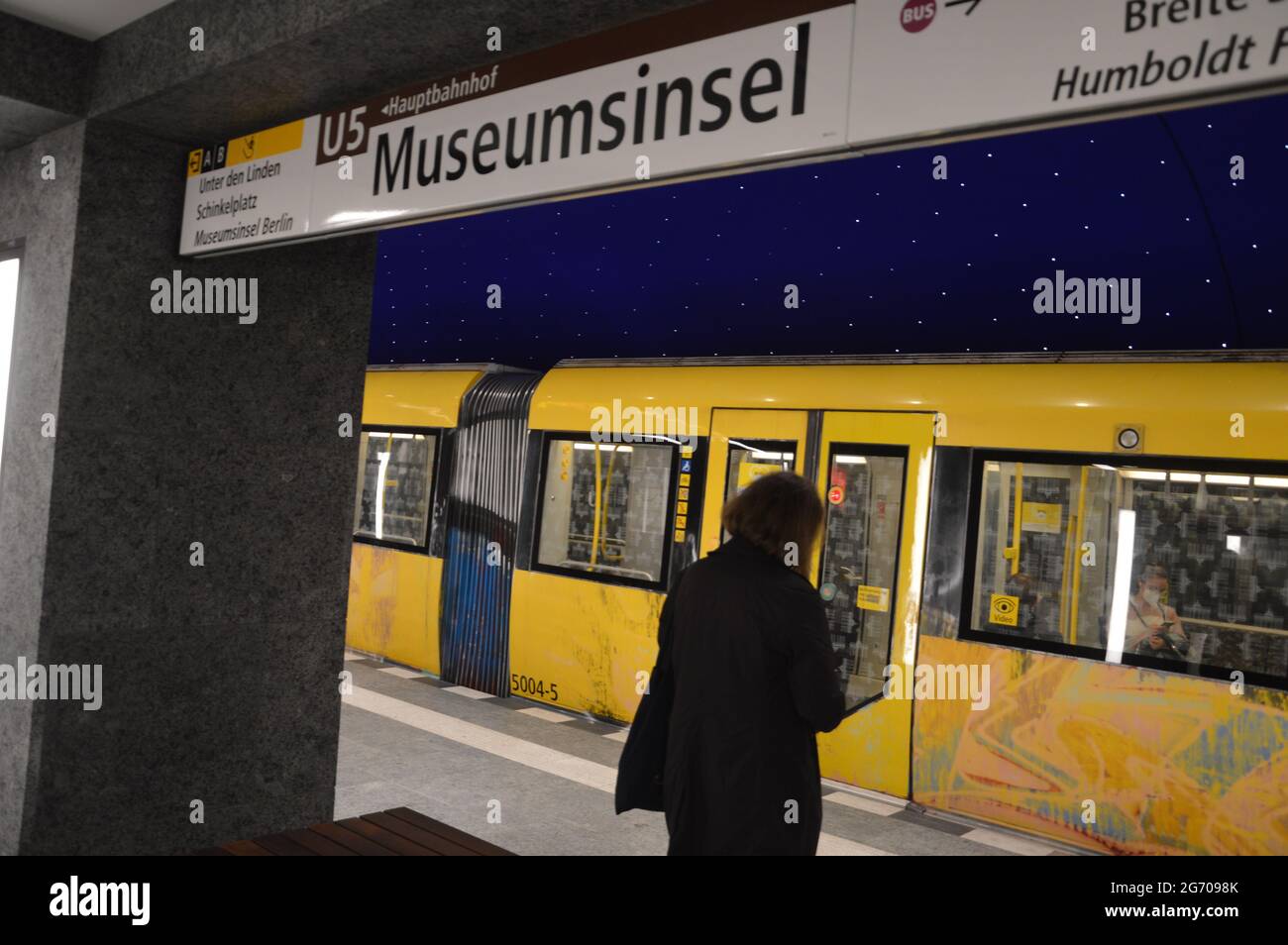 U5 berlin museum island hi-res stock photography and images - Alamy