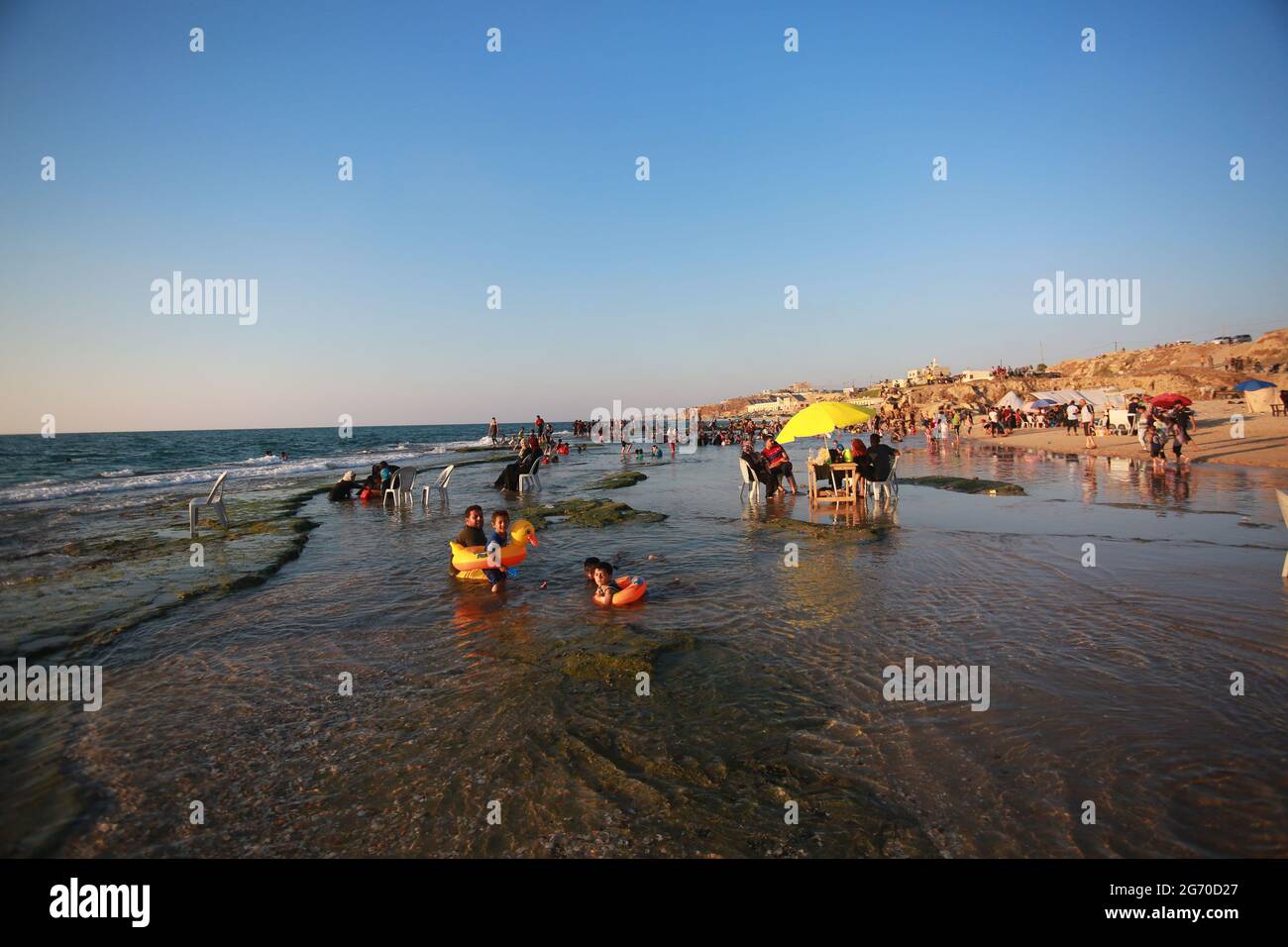 Deir al-Balah, The Gaza Strip, Palestine. 9th July, 2021. Palestinians ...