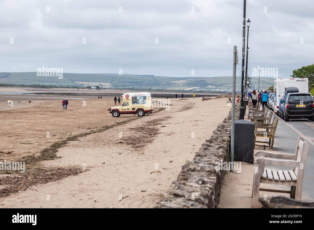 INSTOW, DEVON, ENGLAND- 25 June 2021: Hocking's Dairy Ice Cream van on ...