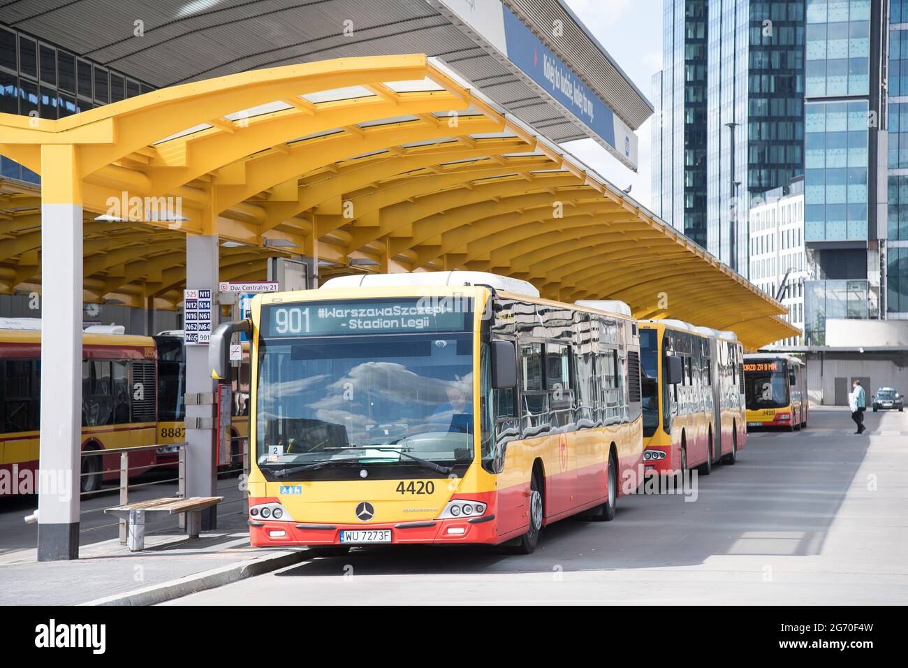 Bus stop warsaw hi-res stock photography and images - Alamy