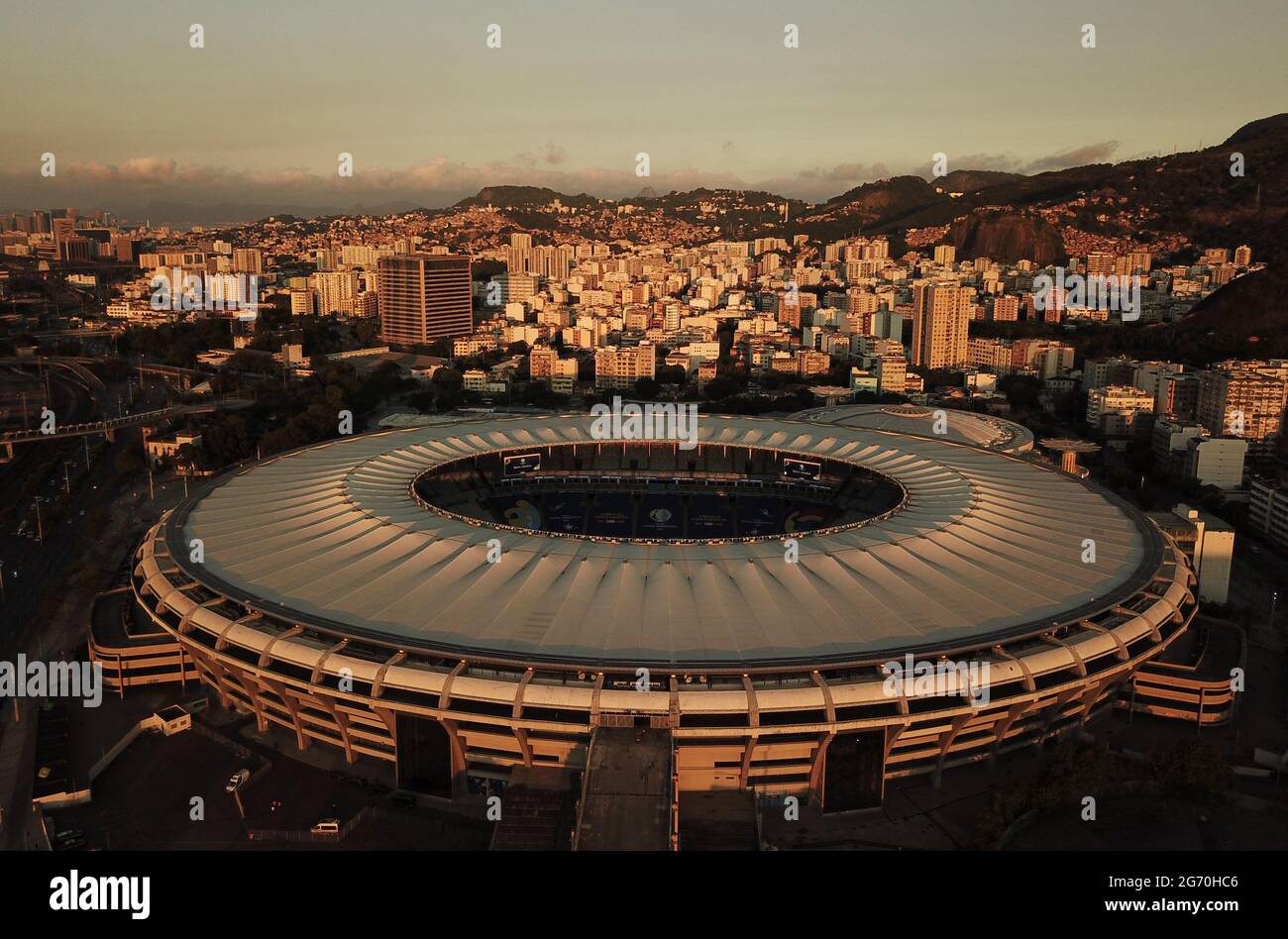 Estadio mario filho hi-res stock photography and images - Alamy
