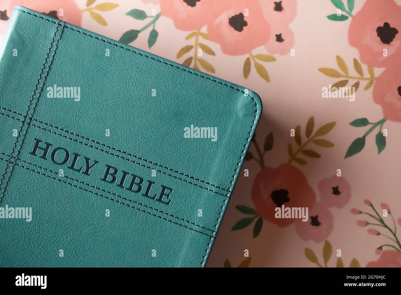 The Holy Bible on a Rustic Wooden Table Stock Photo - Alamy