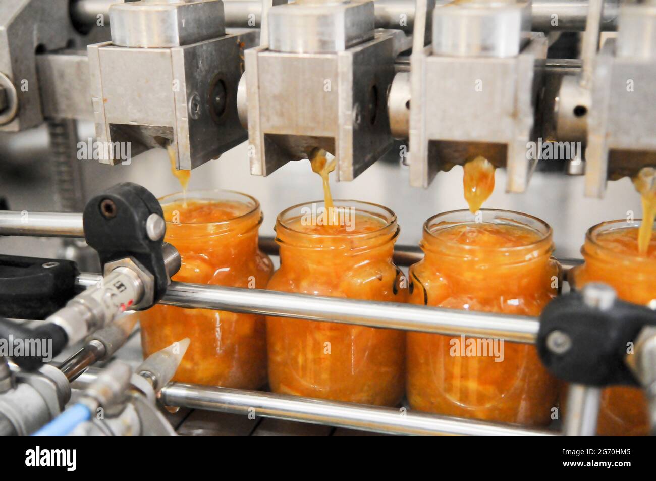Bottling production line hi-res stock photography and images - Alamy
