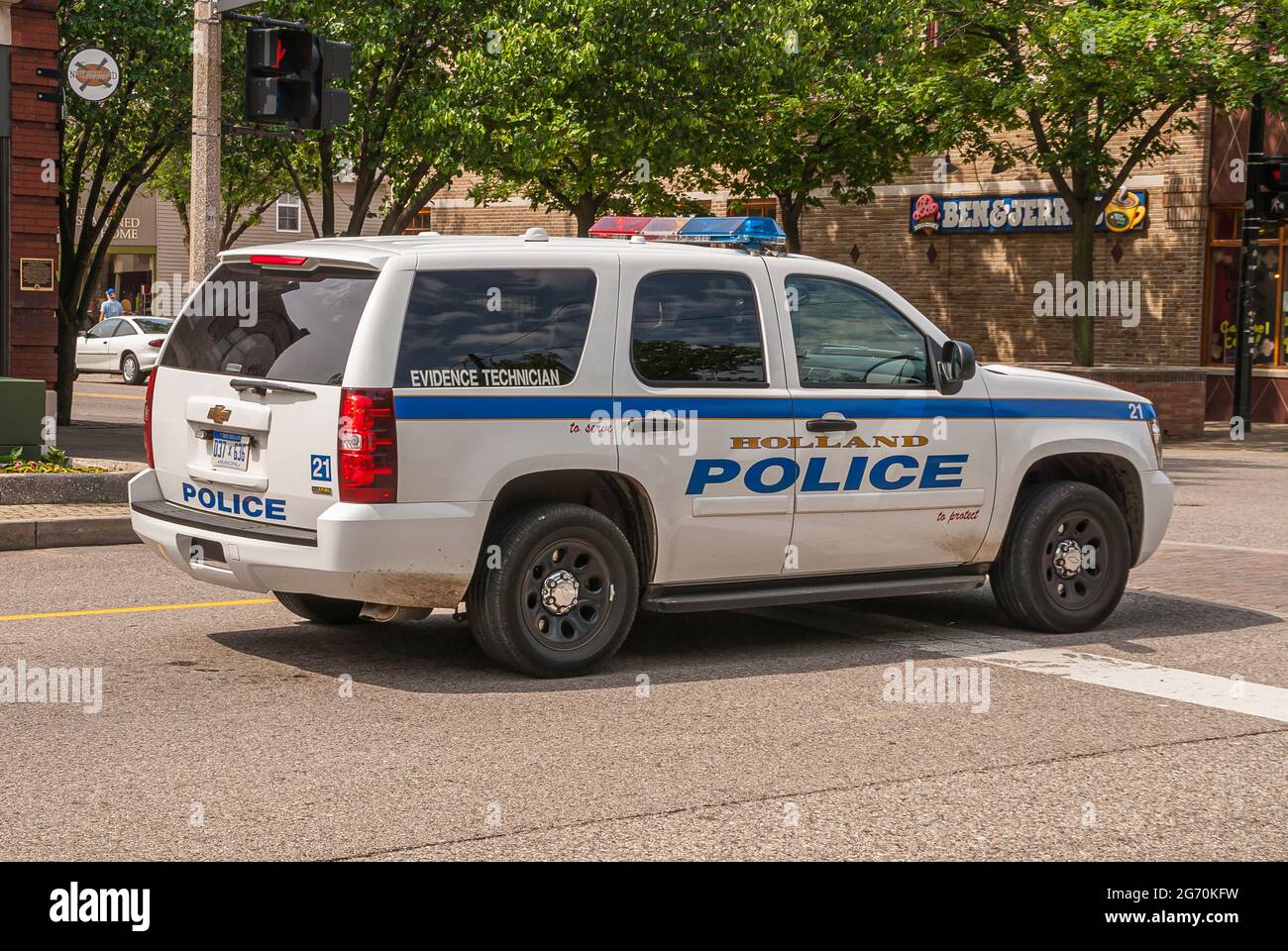 Holland, MI, USA - June 8, 2008: Closeup of chevrolet white and blue ...