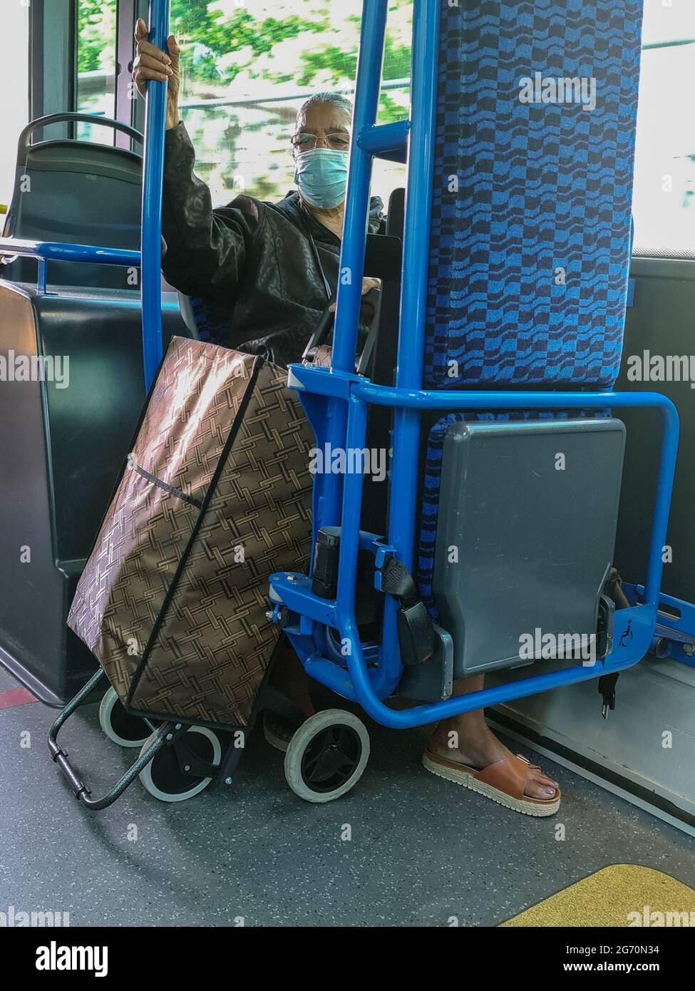 Public transport trolley bus hi-res stock photography and images - Alamy