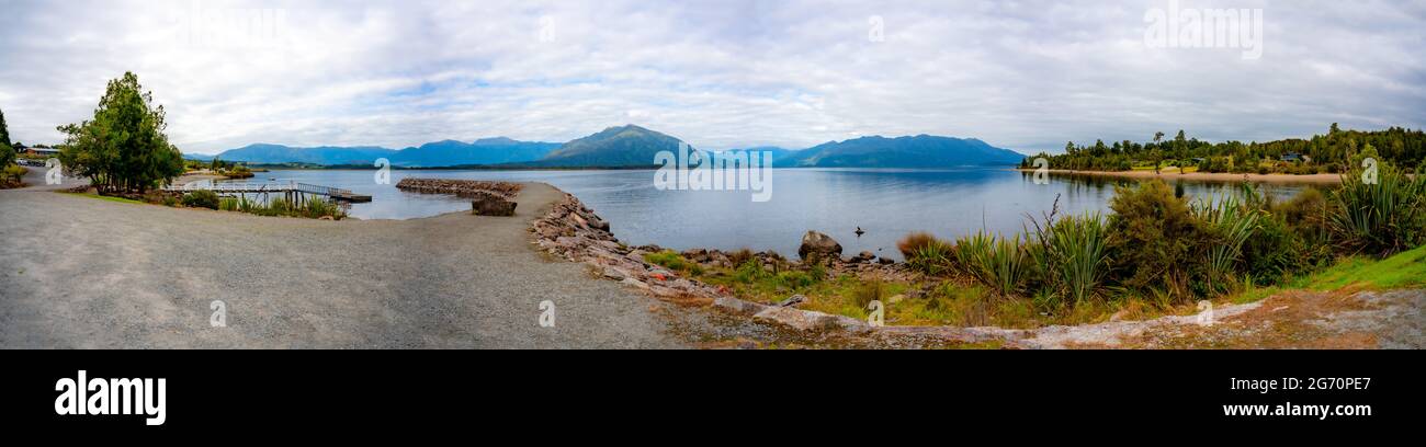 Lake Brunner New Zealand Stock Photo - Alamy
