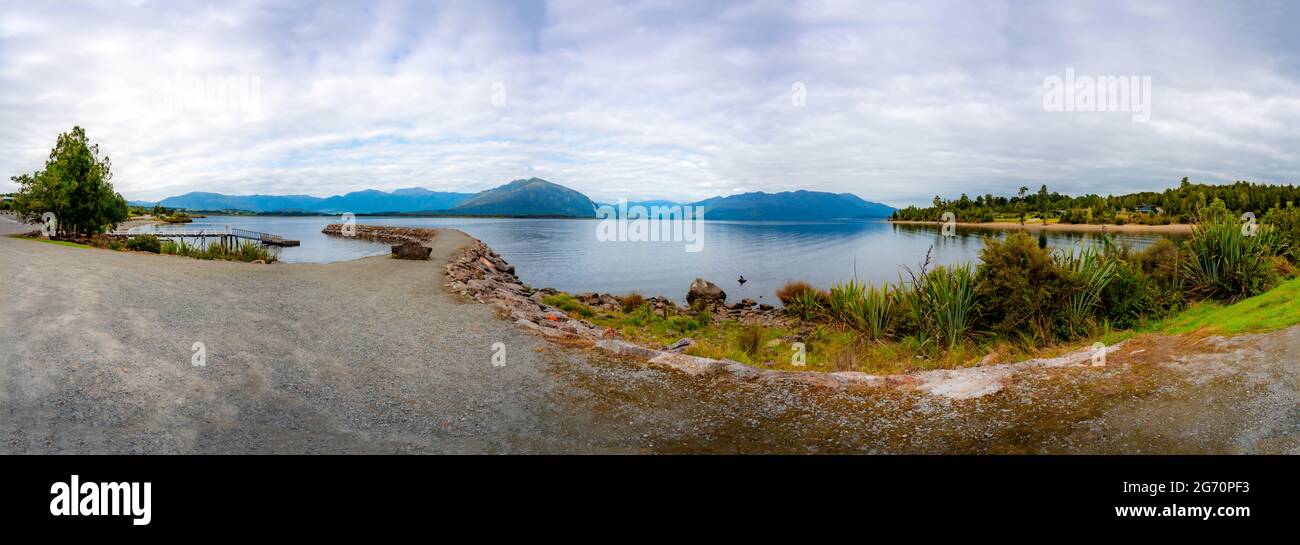 Lake Brunner New Zealand Stock Photo - Alamy