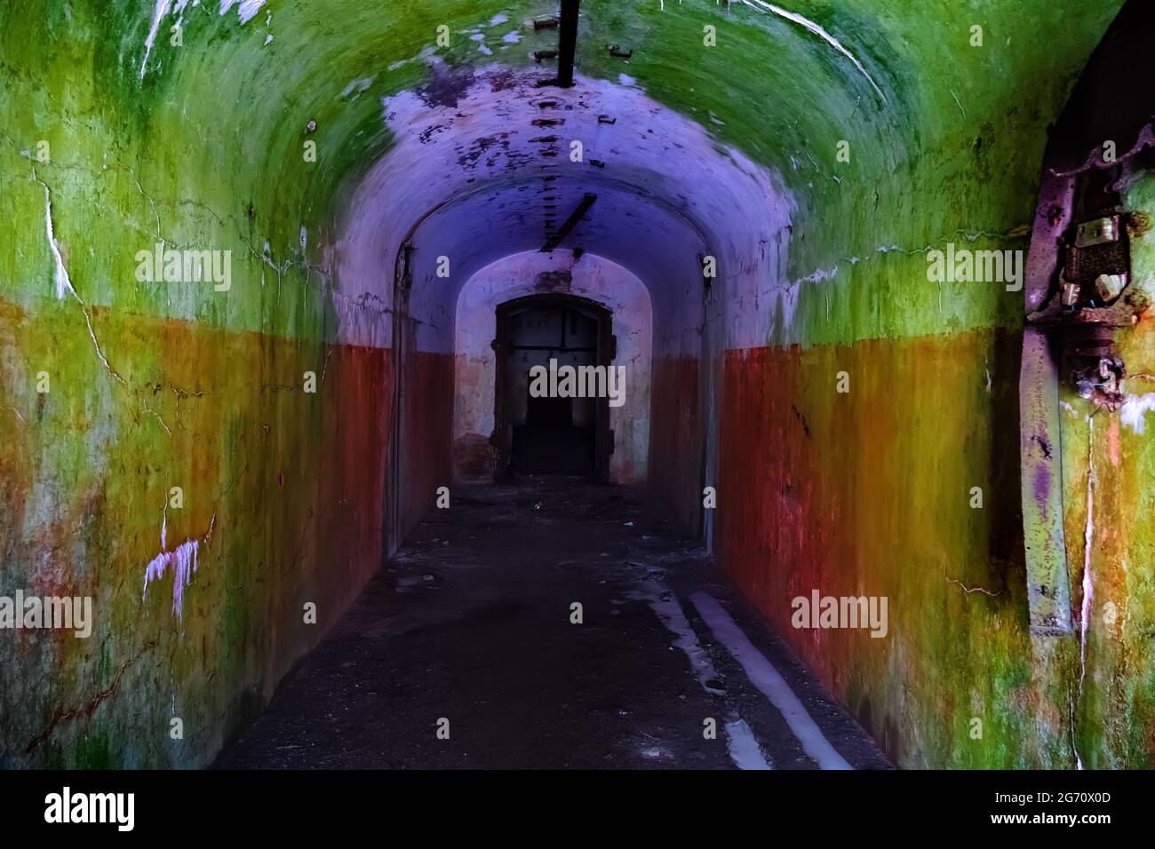 Survival underground tunnel and bunker Apocalypse doomsday. devil games ...