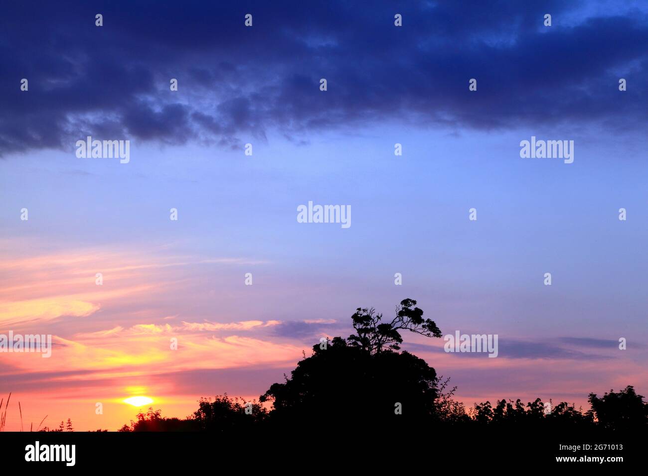 Morning sky sky hi-res stock photography and images - Alamy