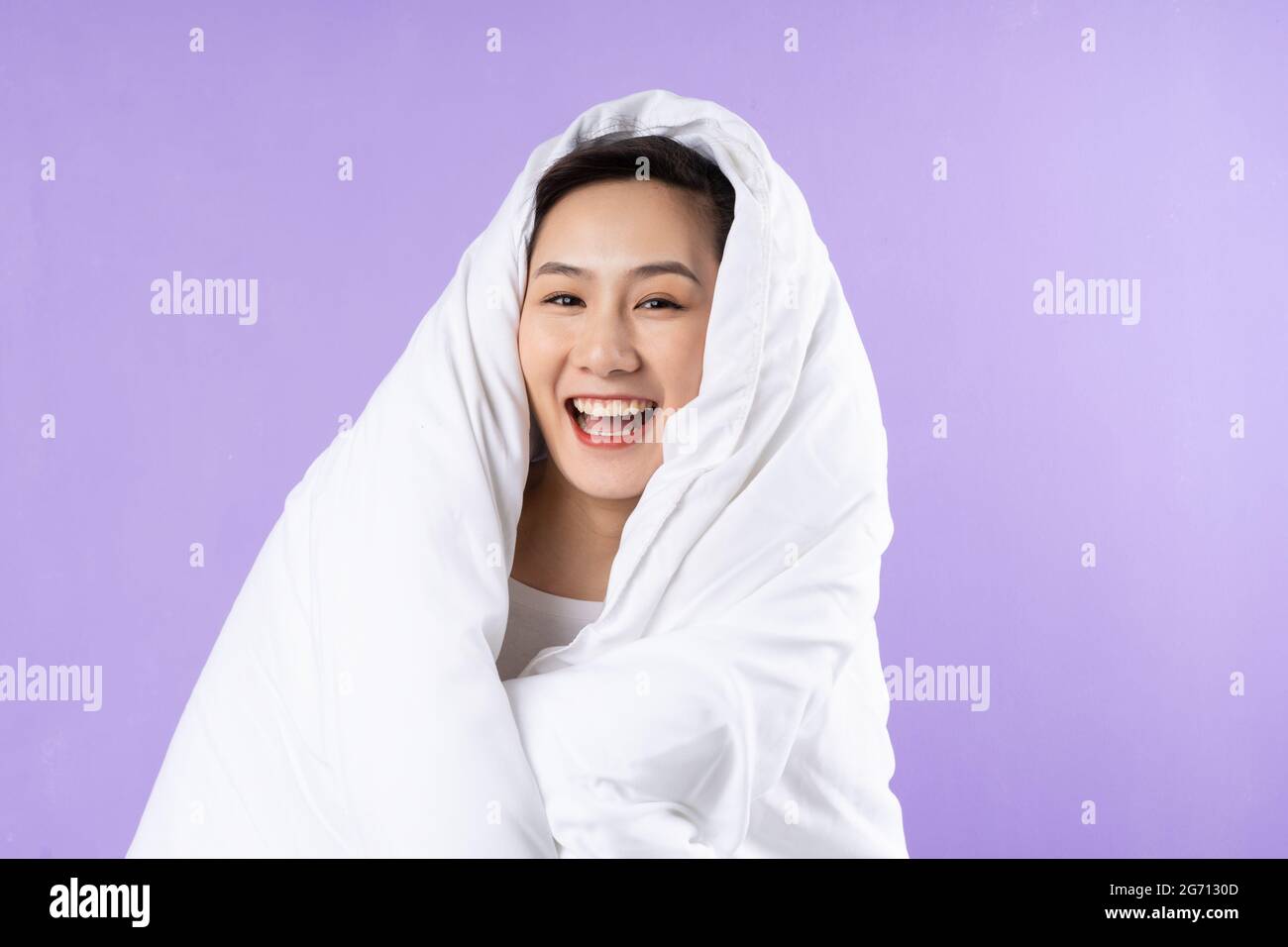 Curled up woman hi-res stock photography and images - Alamy