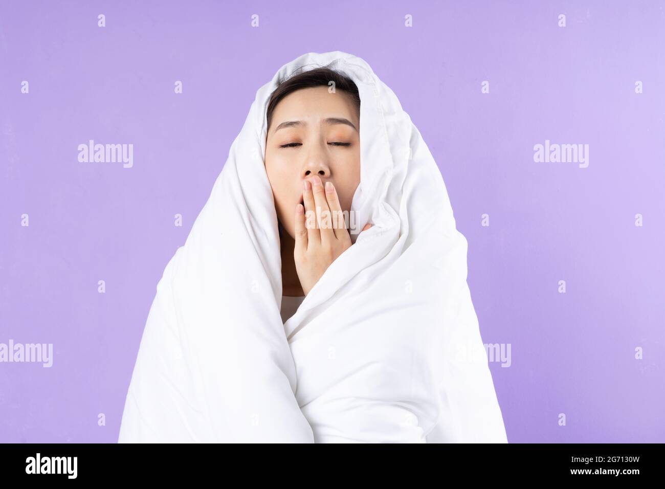 Curled up woman hi-res stock photography and images - Alamy