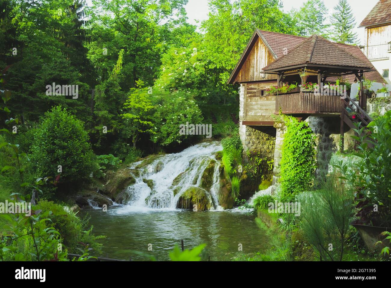 Waterfalls Beautiful Small Homes