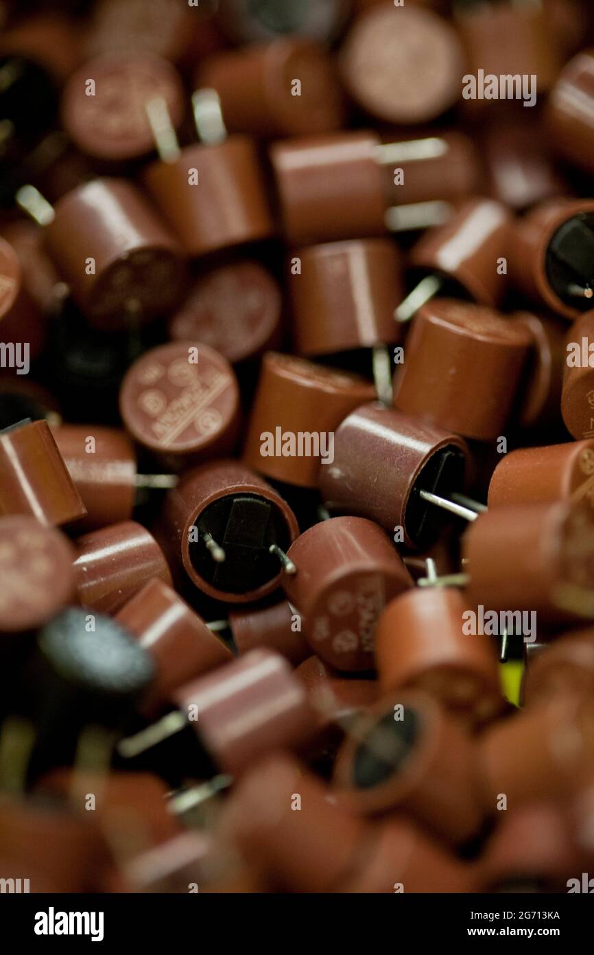 Micro chips hi-res stock photography and images - Alamy