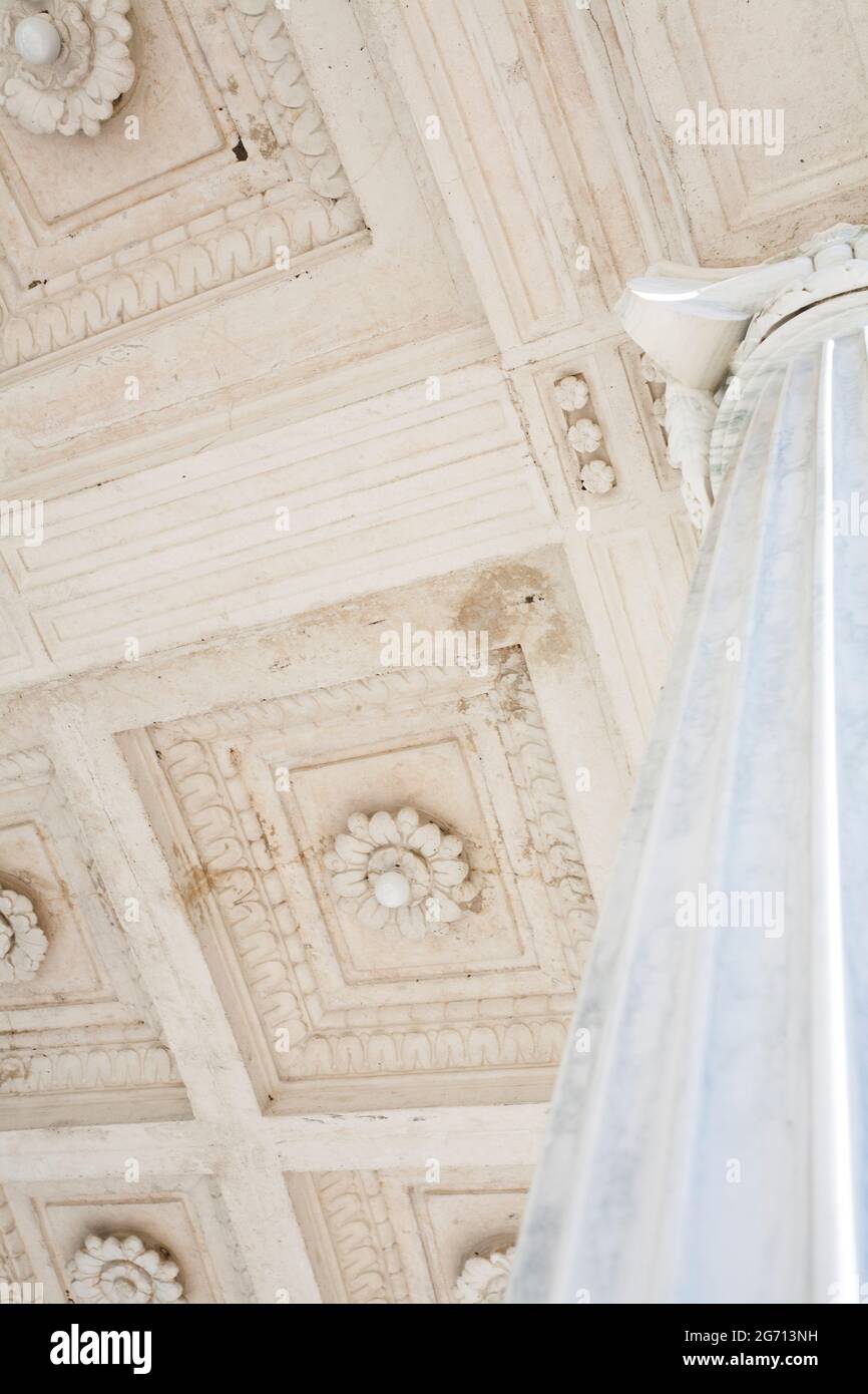 Hearst castle design hi-res stock photography and images - Alamy