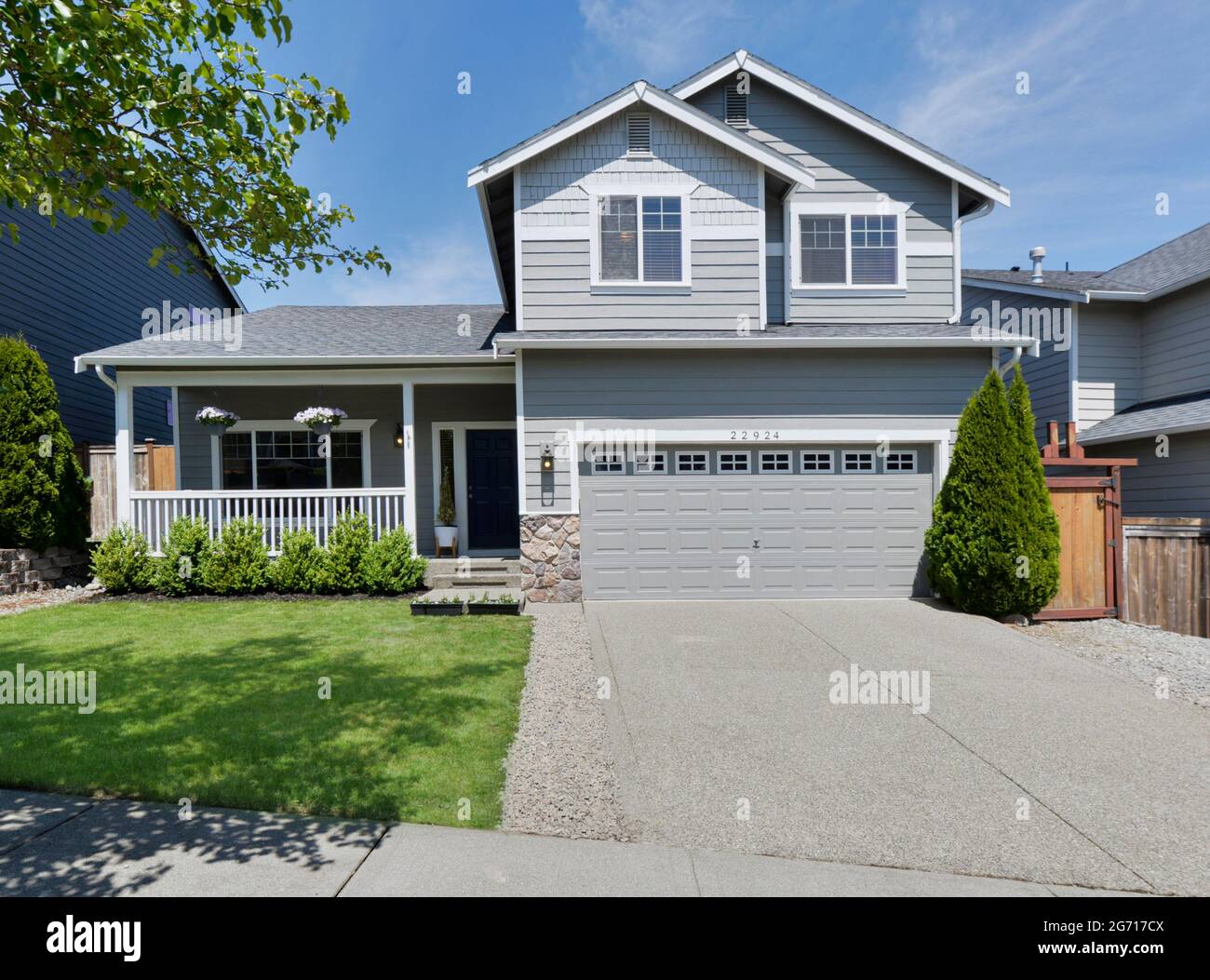 Residential front exterior Stock Photo - Alamy