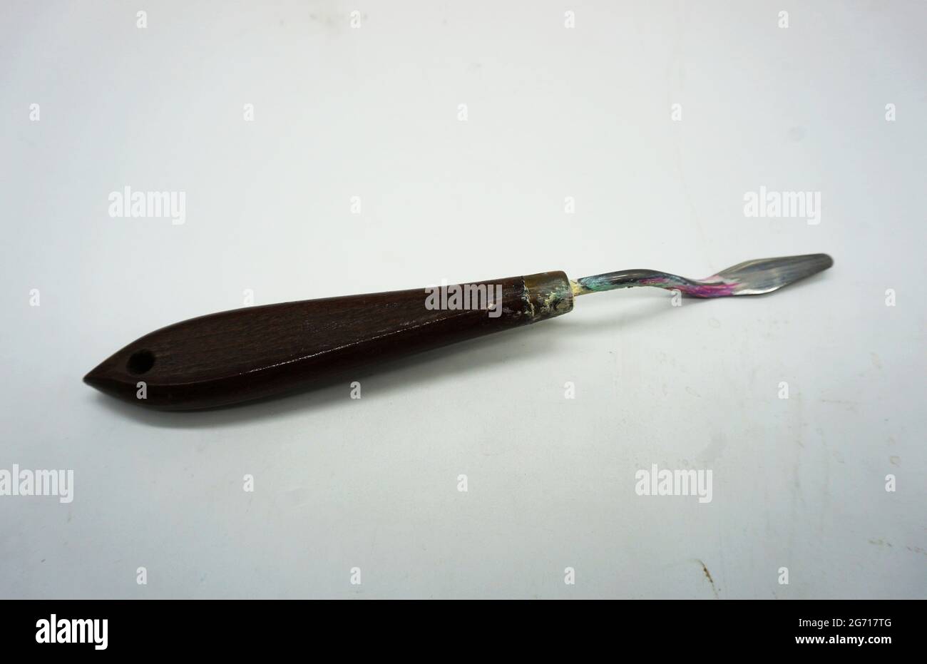 Acrylic paint school supplies hi-res stock photography and images - Alamy