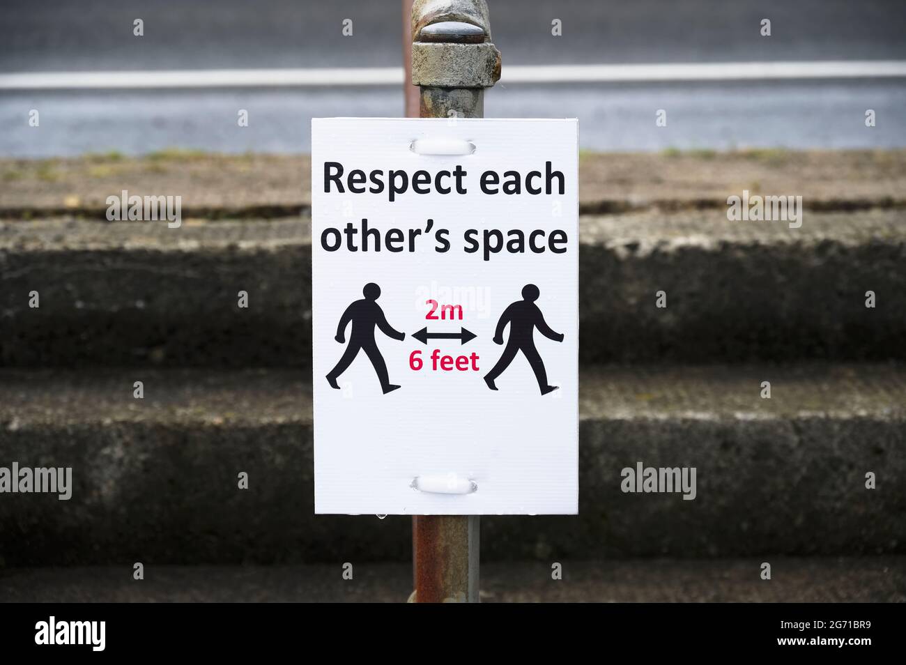 Social distancing sign shop customers to respect and stay safe Stock ...