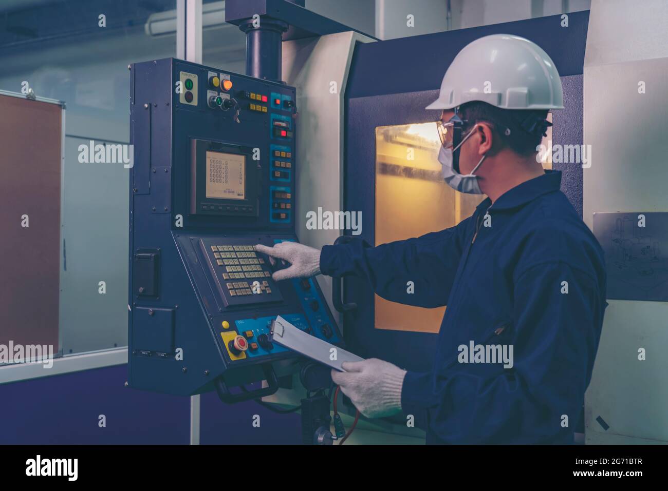 Cnc training hi-res stock photography and images - Alamy