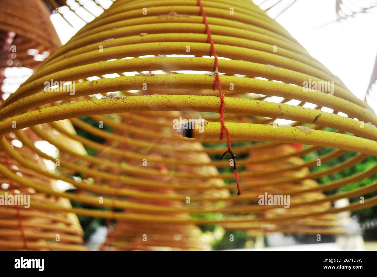 Incense praying pot chinese hi-res stock photography and images - Alamy