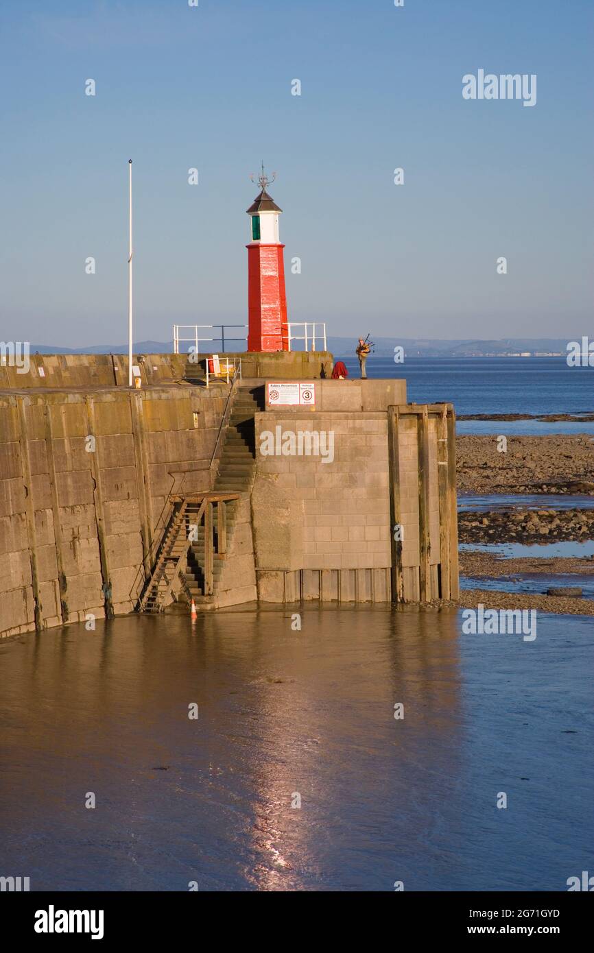 Watchet lighthouse hi-res stock photography and images - Alamy