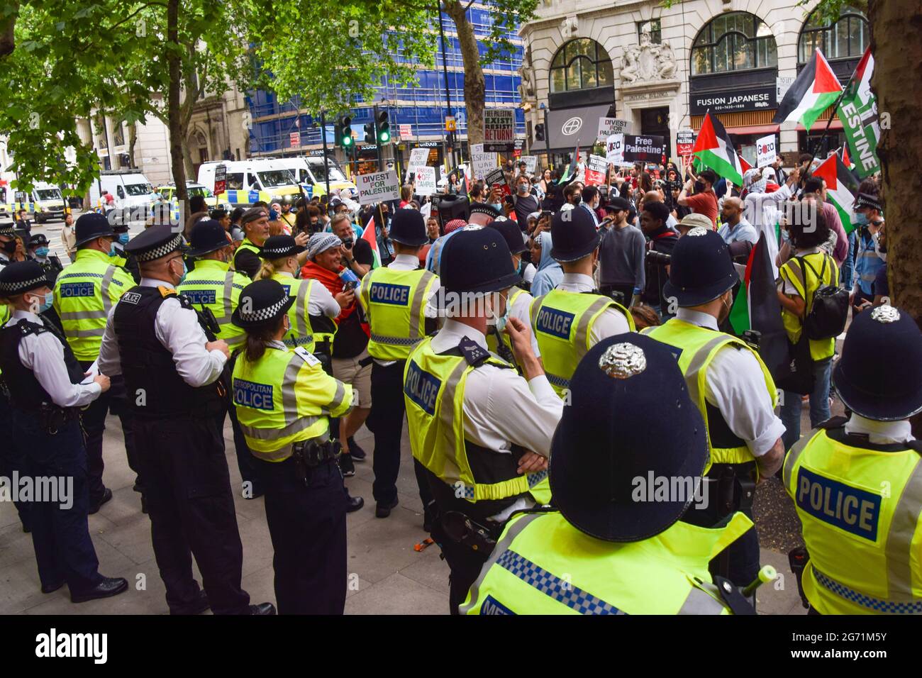 Elbit weapons hi-res stock photography and images - Alamy