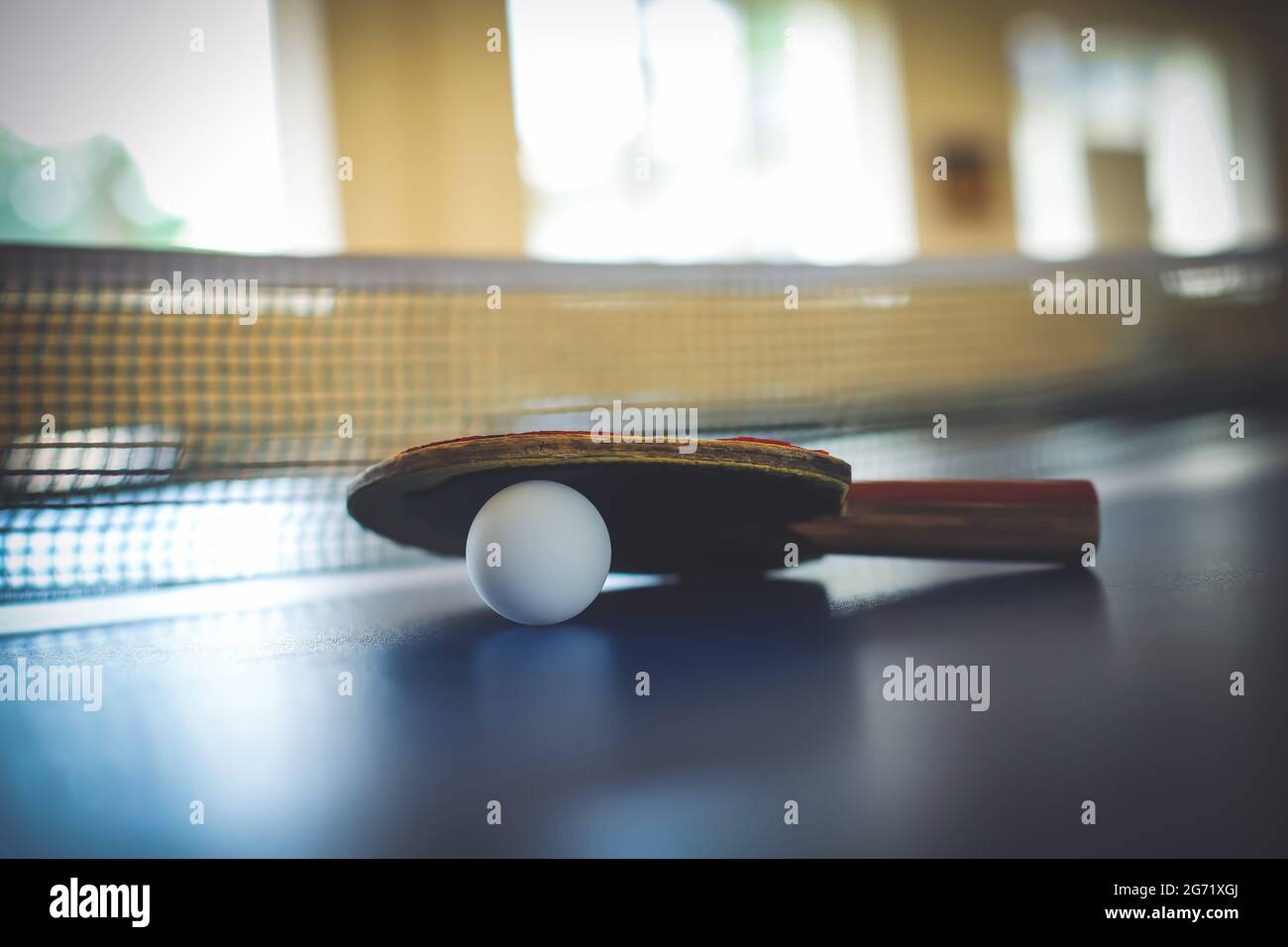 Table tennis racket and ball Stock Photo - Alamy