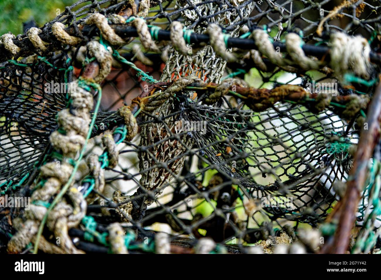 Boat trawler fishing fisherman fish sea ocean harbor net trawling hi ...