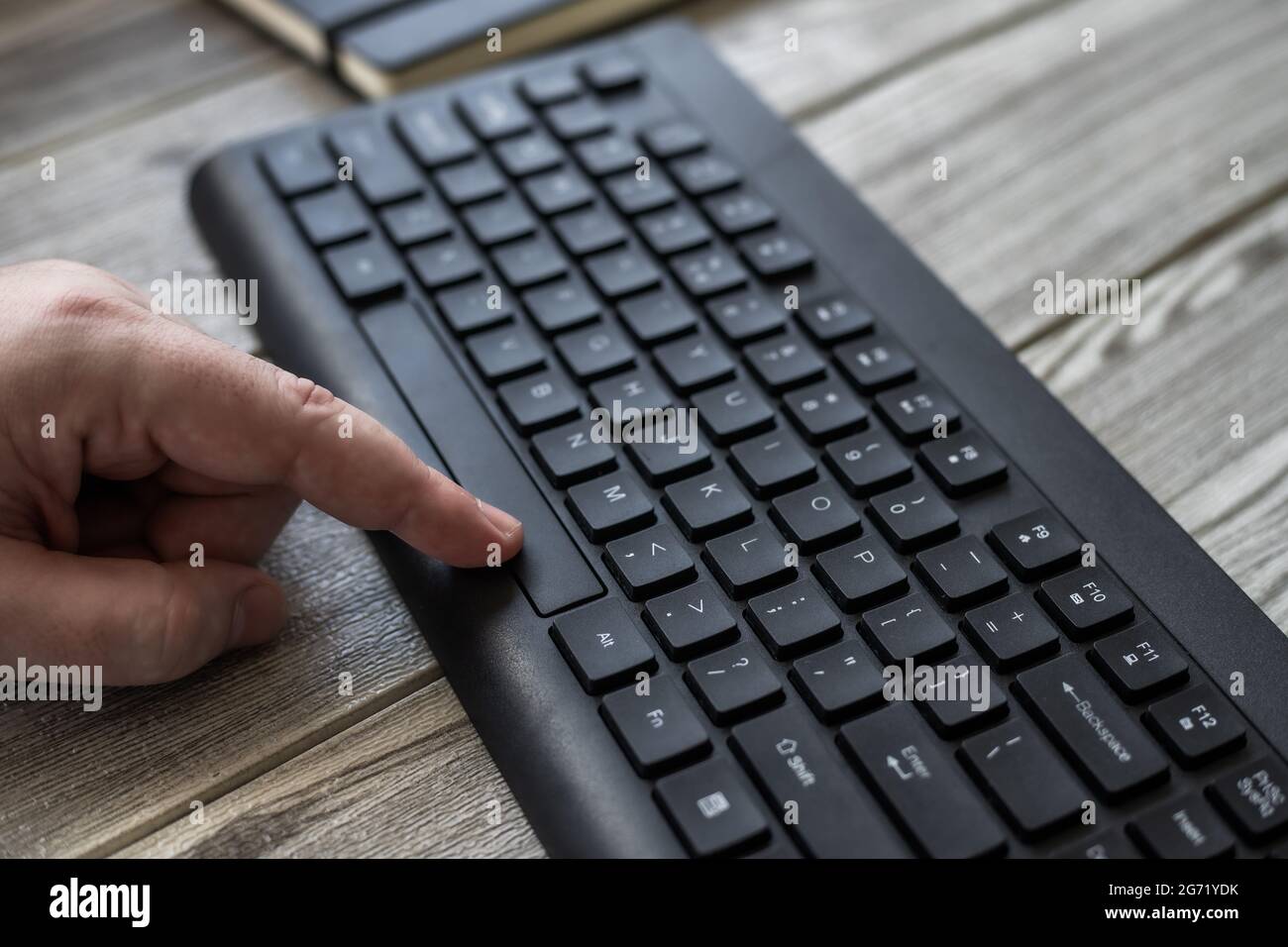 Hands Pointing Pressing Computer Keyboard Space Keys Typewriting New ...