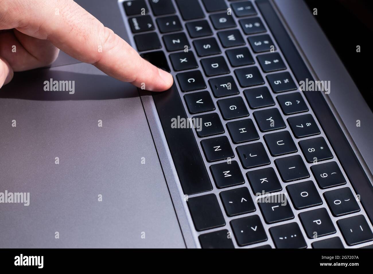 Hands Pointing Pressing Computer Keyboard Keys Typewriting New Ideas ...