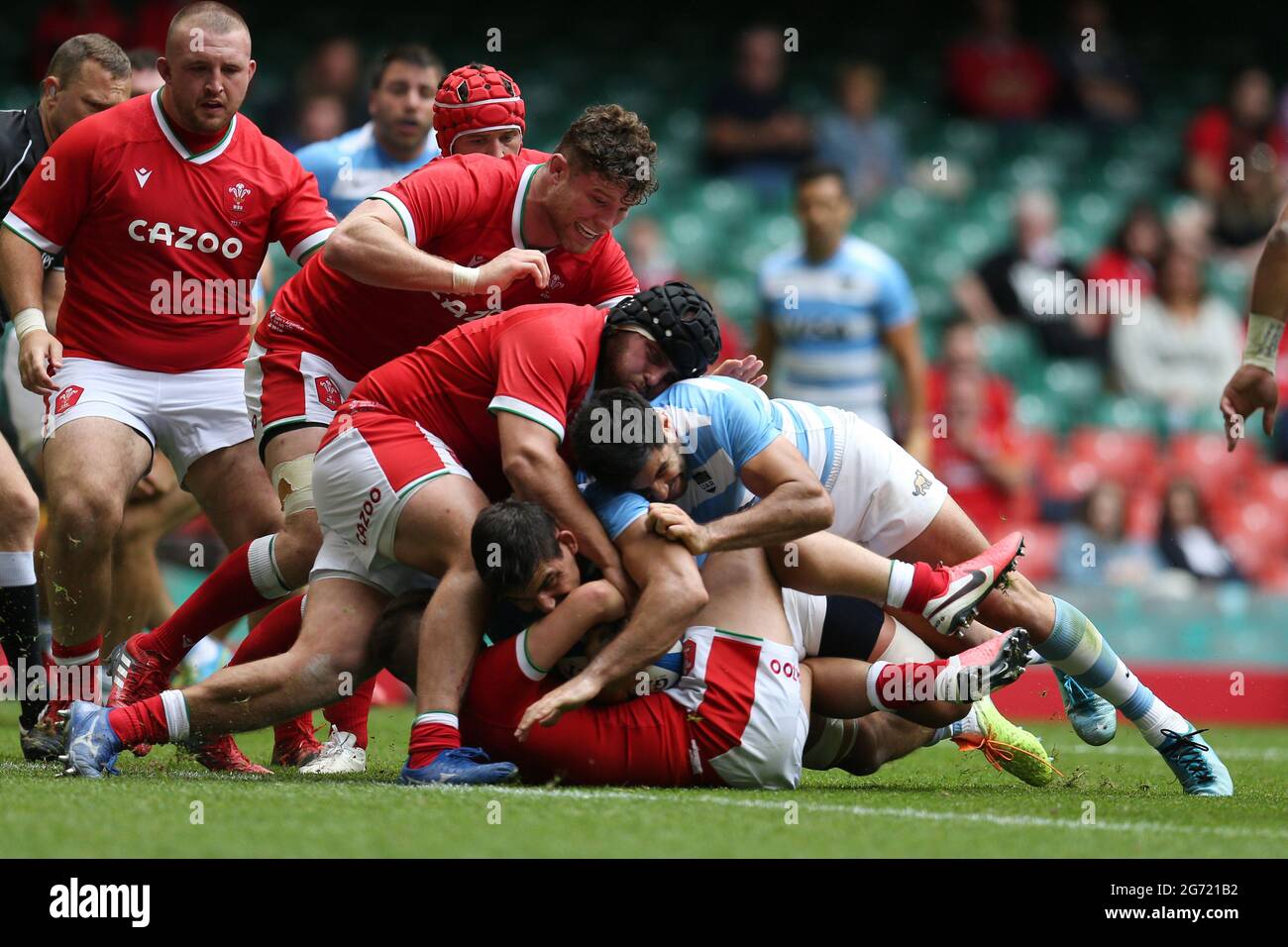 Cardiff, UK. 10th July, 2021. Pablo Matera of Argentina scores his ...