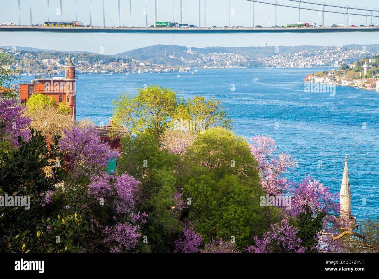 Sariyer,İstanbul/Turkey - 04/14/2016 : Bosphorus view and Fatih Sultan ...