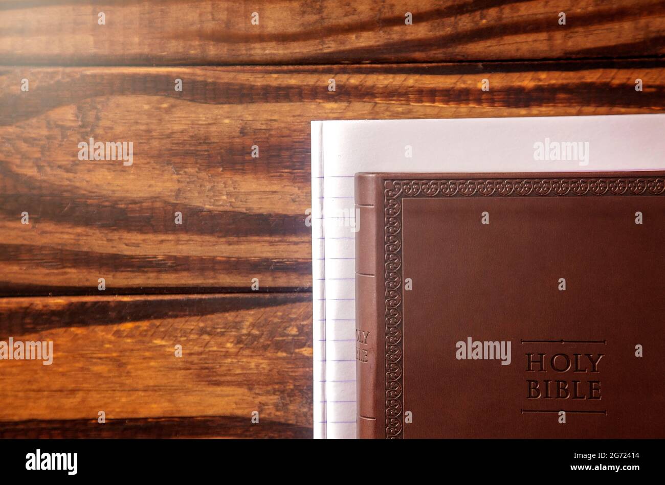 Christian bible reading congregation hi-res stock photography and ...