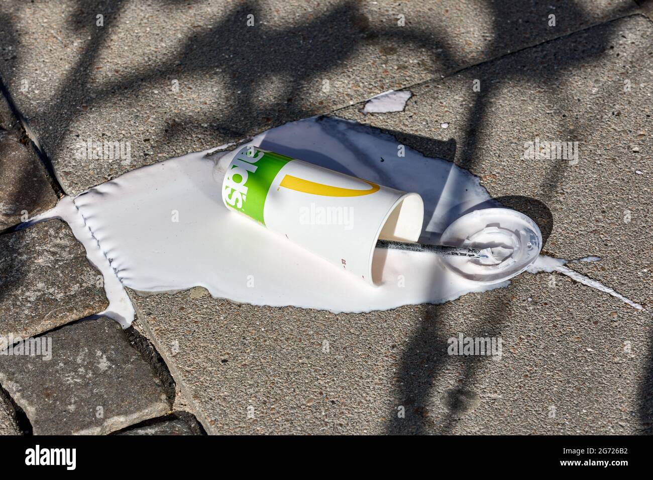 Mcdonalds milkshake hi-res stock photography and images - Alamy