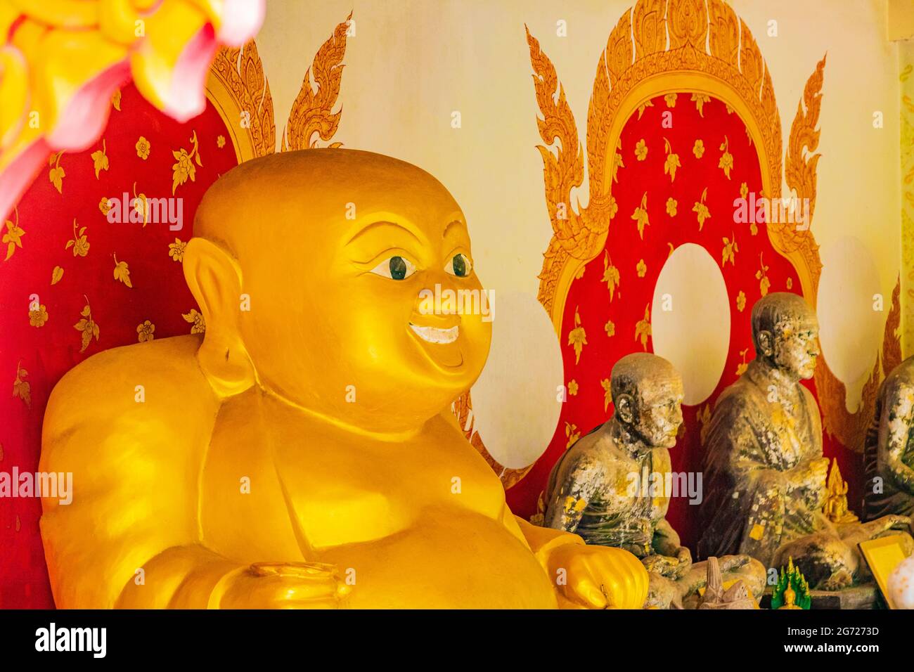 Laughing budha statues hi-res stock photography and images - Alamy