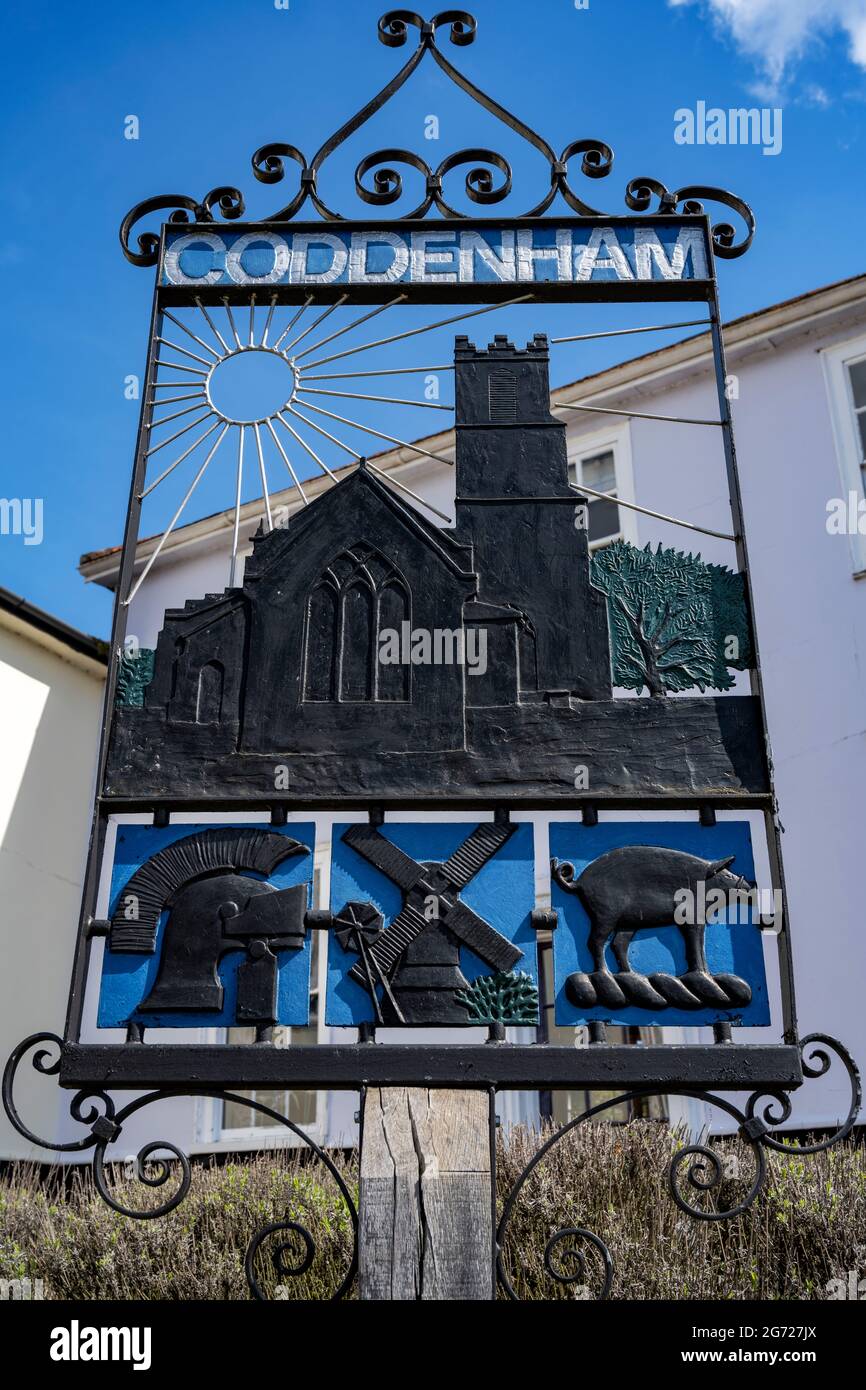 Villages signs uk hi-res stock photography and images - Alamy