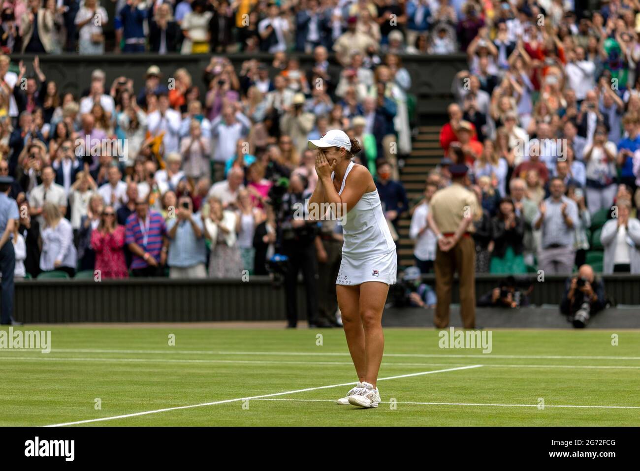 Wimbledon 2021 final hi-res stock photography and images - Alamy