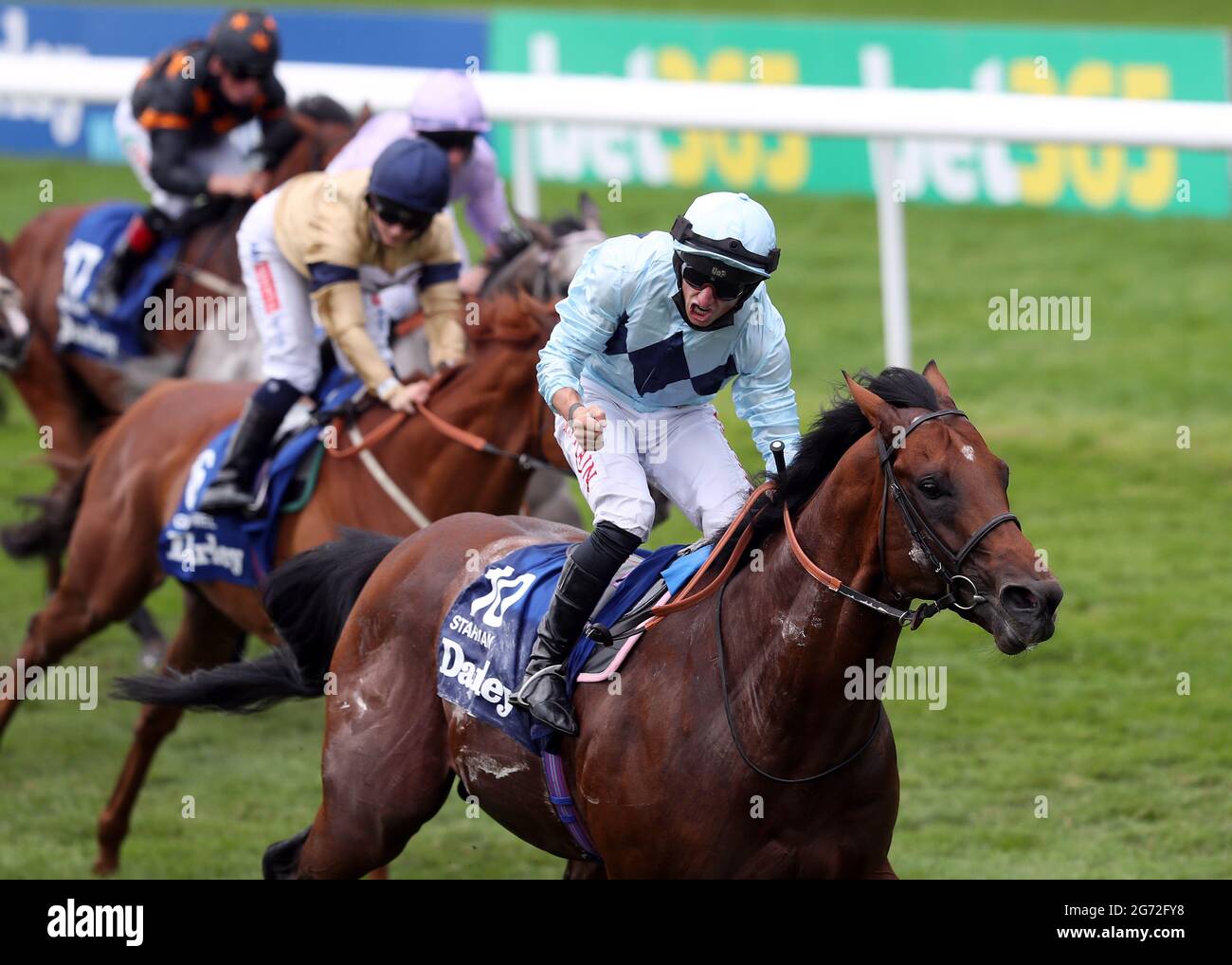 Starman horse hi-res stock photography and images - Alamy