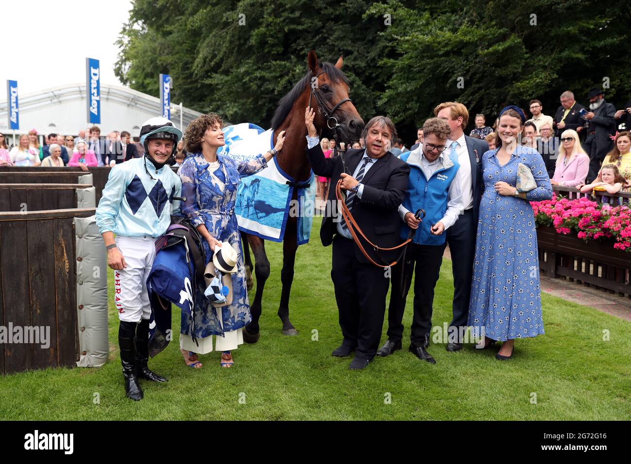 Starman horse hi-res stock photography and images - Alamy