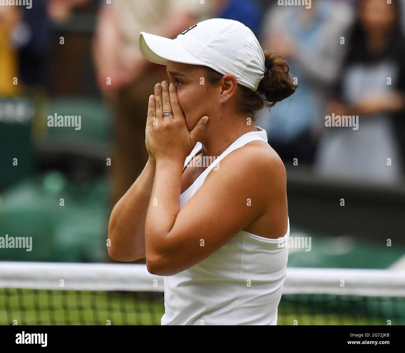 Ash barty wimbledon 2021 hi-res stock photography and images - Alamy