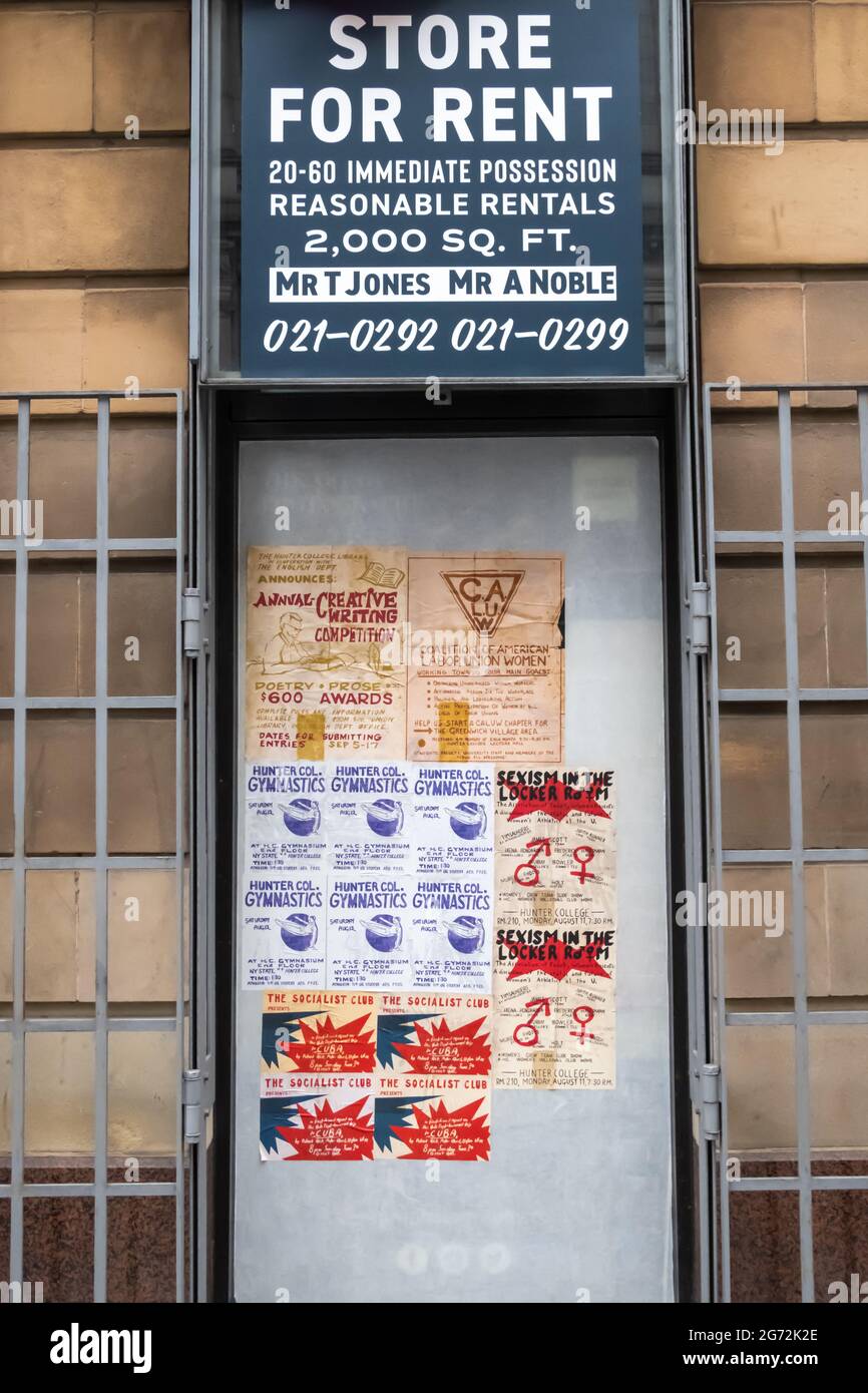 1960s shop windows hi-res stock photography and images - Alamy