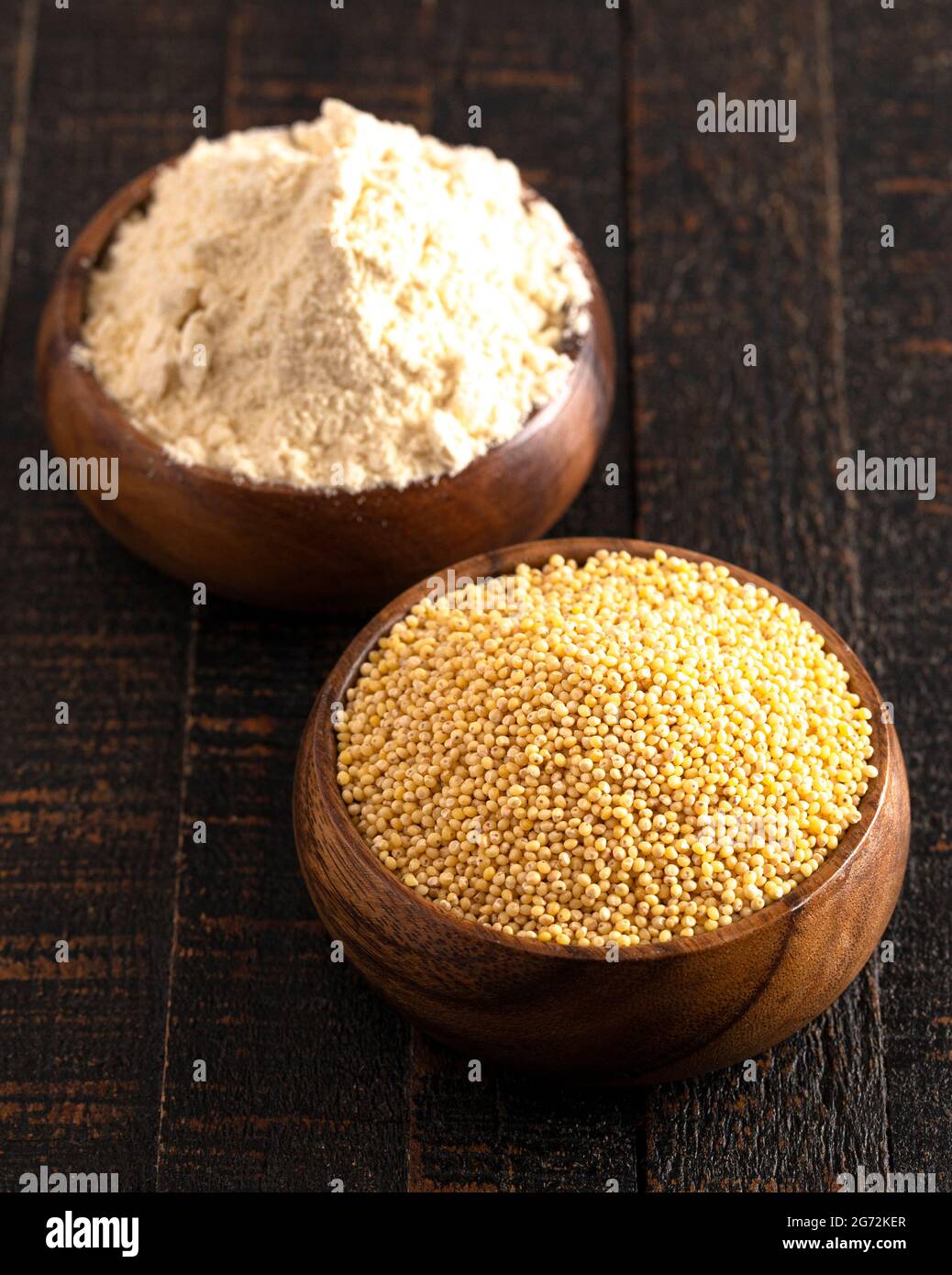Whole millet flour hi-res stock photography and images - Alamy