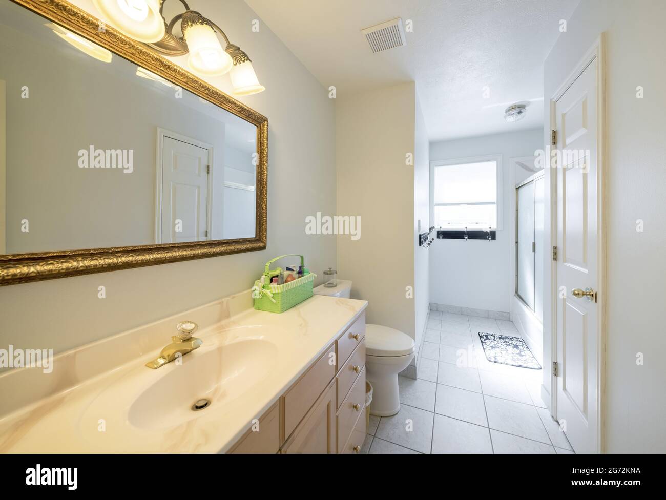 Bathroom of a modern apartment Stock Photo - Alamy