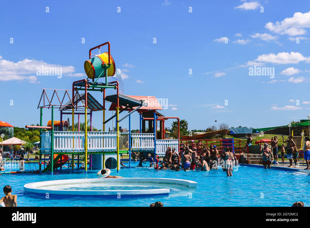 Children playing water argentina hi-res stock photography and images ...