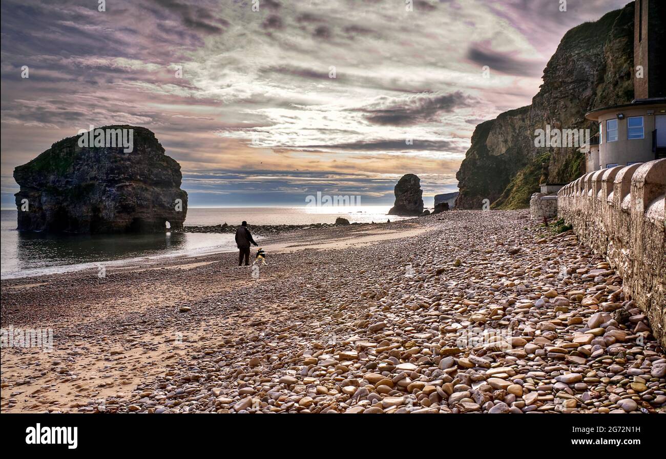 Marsden Bay (morning walk Stock Photo - Alamy