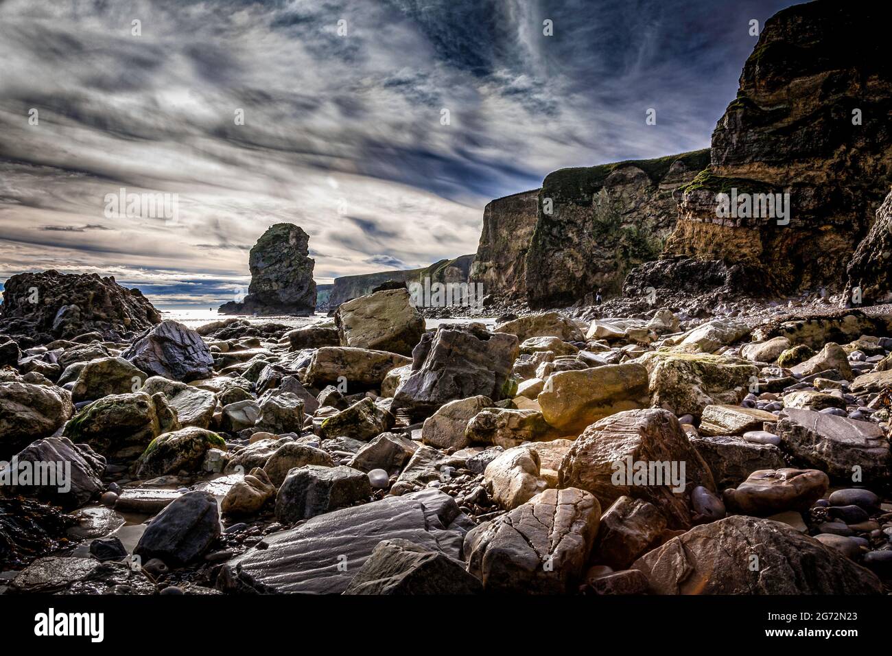 Marsden Bay (rocks Stock Photo - Alamy