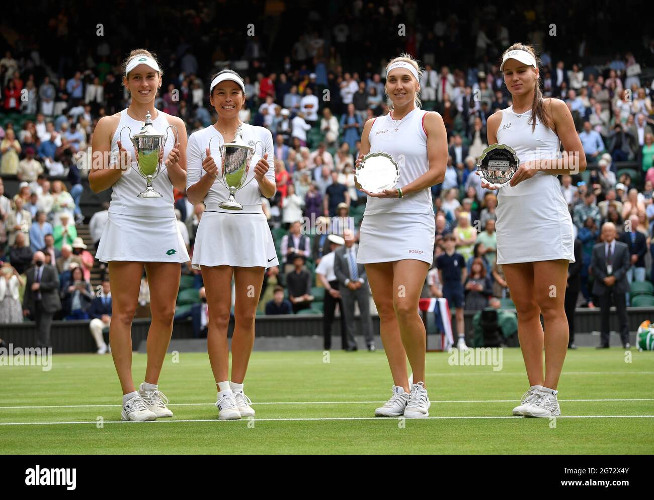 Wimbledon trophies 2021 hi-res stock photography and images - Alamy