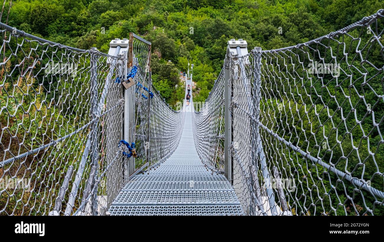 Tibetan bridge italy hi-res stock photography and images - Alamy