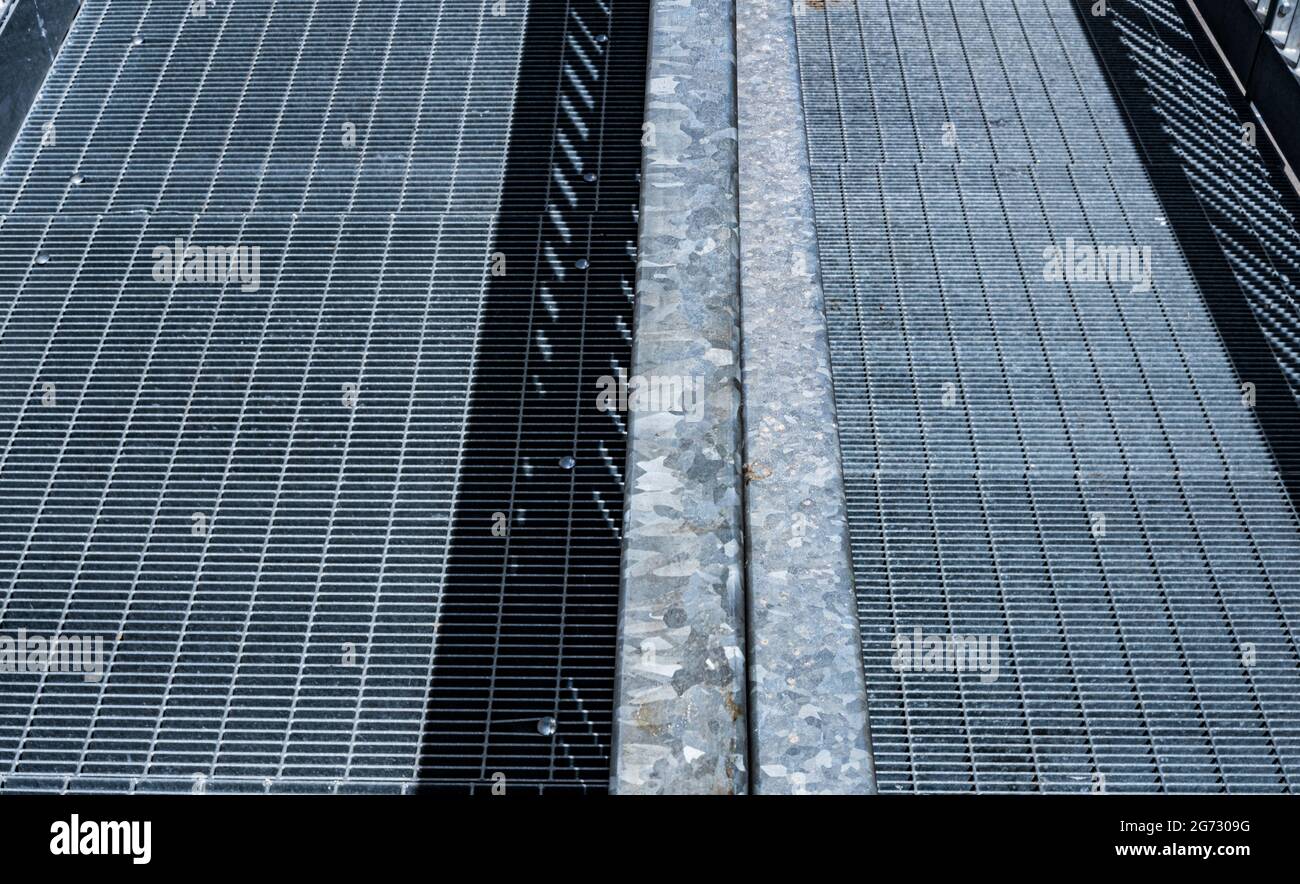 gray iron grid texture. iron bridge Stock Photo - Alamy