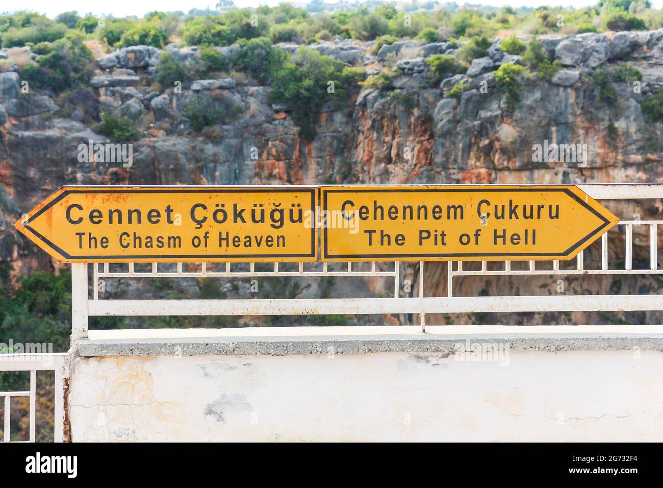 Hell hole hi-res stock photography and images - Alamy